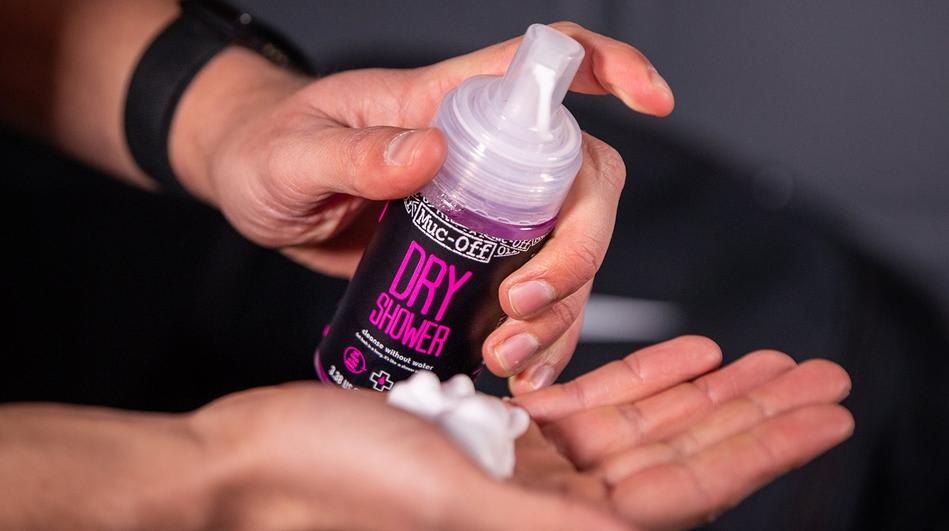 Muc-Off Dry Shower Ducha en seco – Tienda Ride